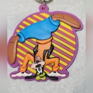Disney | Other | Vintage Disneyland Goofy Laser Cut Keychain With ...